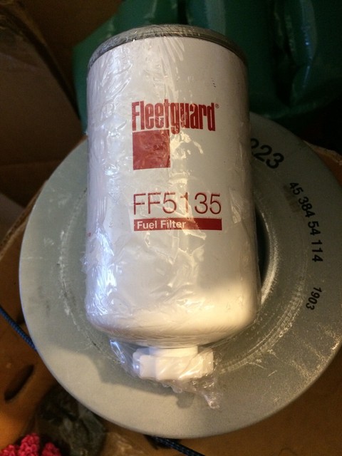 Fleetguard FF5135 Fuel Filter | eBay