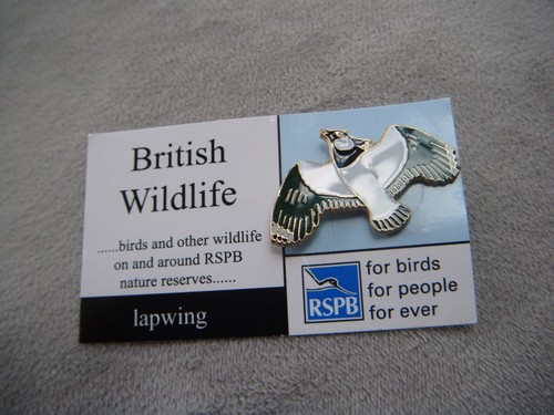 RSPB pin badge lapwing British Wildlife on FBFPFE Card | eBay