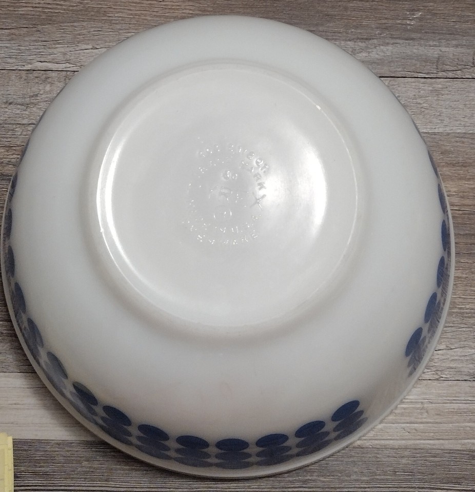 Vtg Pyrex Blue Polka Dot 2.5 Qt Nesting Mixing Bowl #403 MCM | eBay