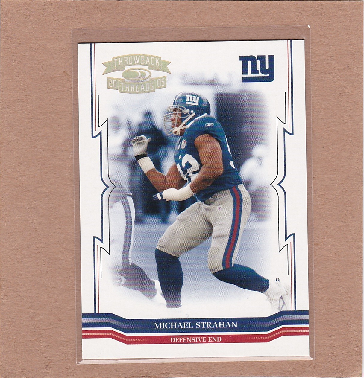 2005 Throwback Threads Gold Holofoil Football Card #97 Michael Strahan ...