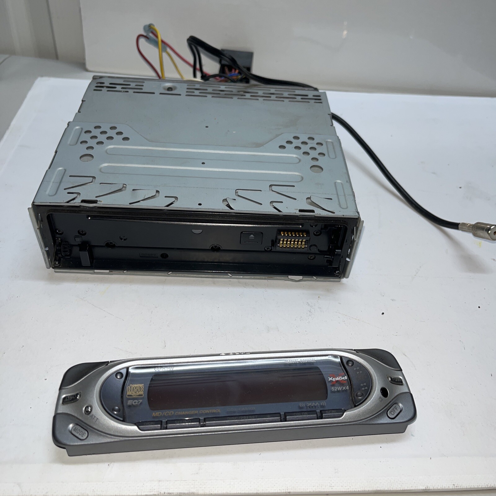 SONY CDX-CA810X LECTEUR CD RADIO STÉRÉO AM/FM -- 52 X 4 WATTS | eBay