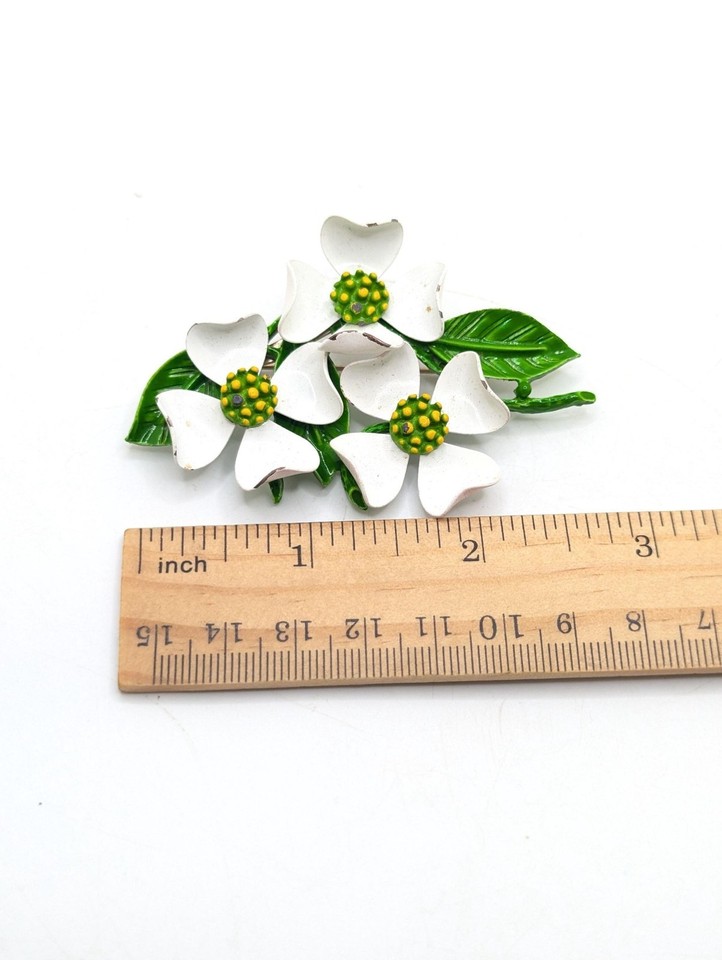 Vintage Enamel Large Dogwood Flower Floral Brooch Lapel Pin 1970s Retro ...