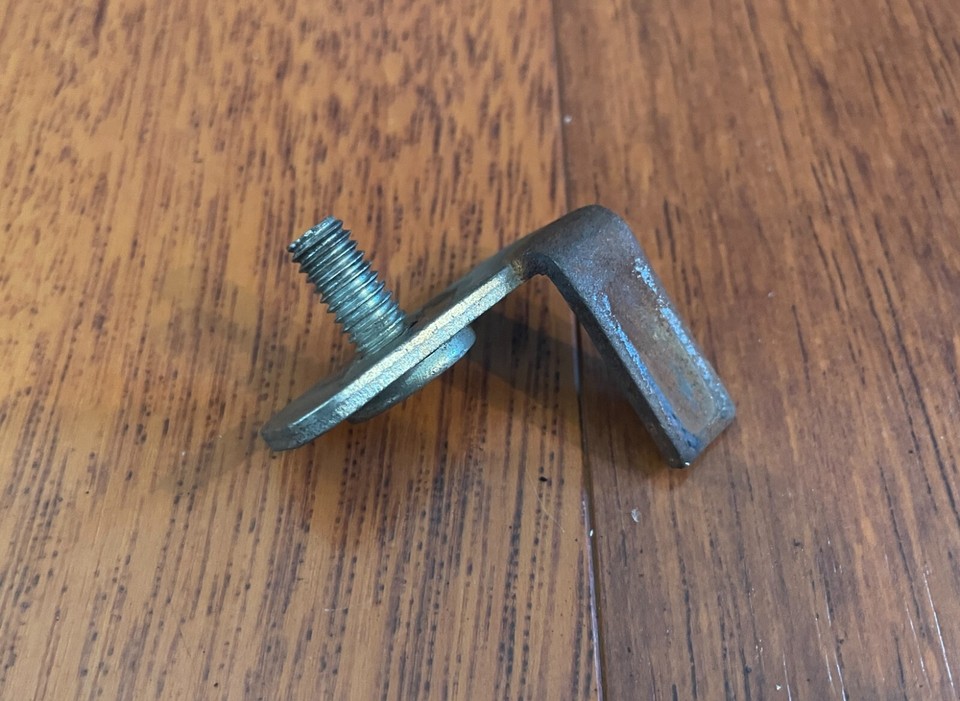 Harley Davidson 98-08 Touring Exhaust Mount at Starter Bracket Tab ...