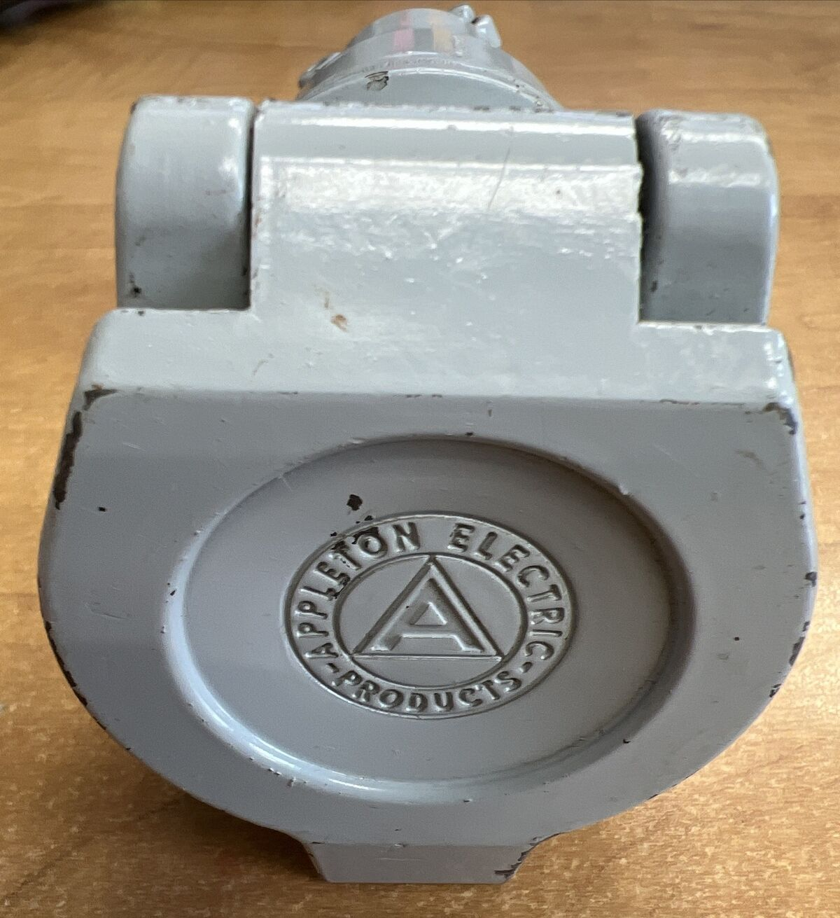 Appleton ECCL2023 U-Line Cord Connector 3 Pole 2W 20 Amp 125VAC 1HP for ...