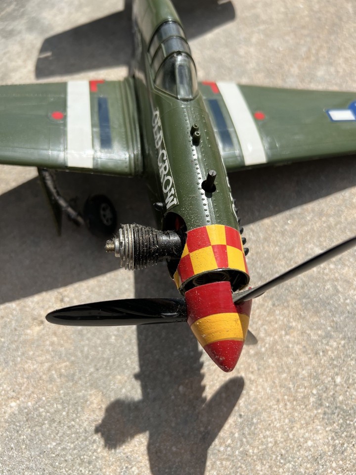 Vintage p-51 B mustang Avión Engine Powered Control Line Model airplane ...