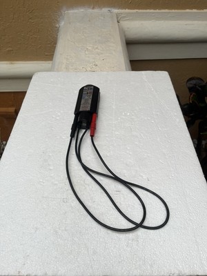 Amp & Voltmeters - Wiggy Voltage Tester