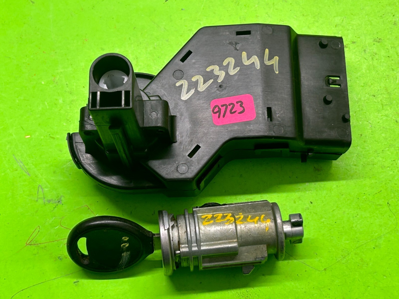 2005 Dodge Dakota Ignition Switch Unit OEM 5112ac 43165a for sale ...