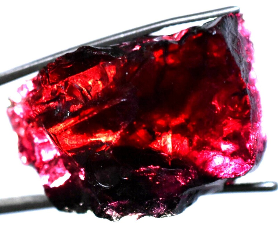 Untreated Natural Red Painite Rough 115.15 CT Burma Rare Facet Rough ...