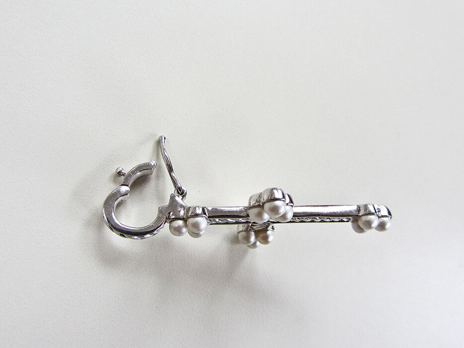 GUESS COLLECTION 925 Sterling Silver Cross Pendant with Pearl Accents ...