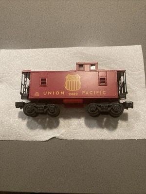 Lionel Trains O/O-27 Scale 2482 Union Pacific SP-Type Cupola Caboose #6 ...