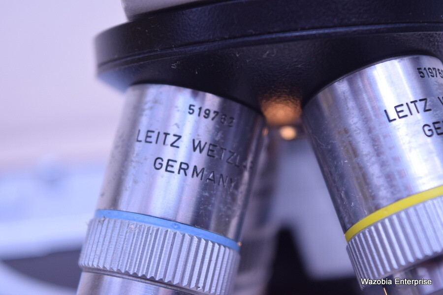 LEITZ LEICA BIOMED MICROSCOPE | eBay