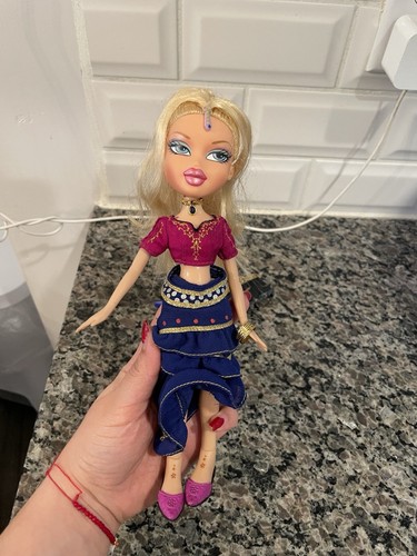 Bratz Genie Magic Cloe Doll MGA 2006 | eBay