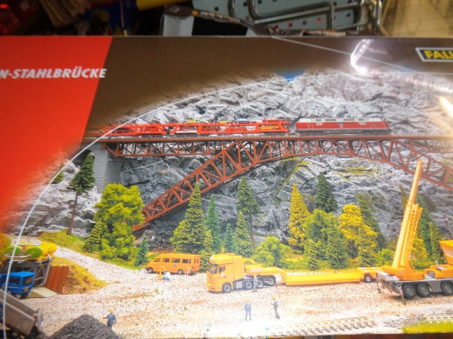 FALLER Schloss Bran Jubiläumsmodell - Spur H0 (130820) online kaufen | eBay