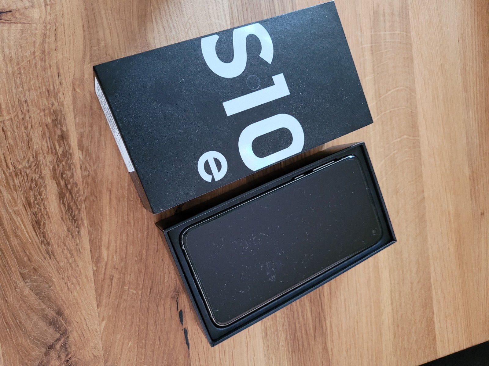Samsung Galaxy S10e SM-G970 - 128GB - Prism White (Ohne Simlock, Dual ...