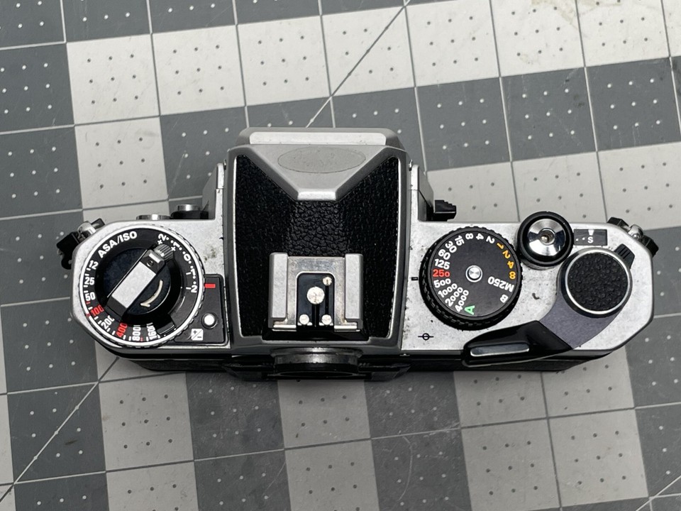 Nikon FE2 Silver Camera Body READ DESCRIPTION | eBay