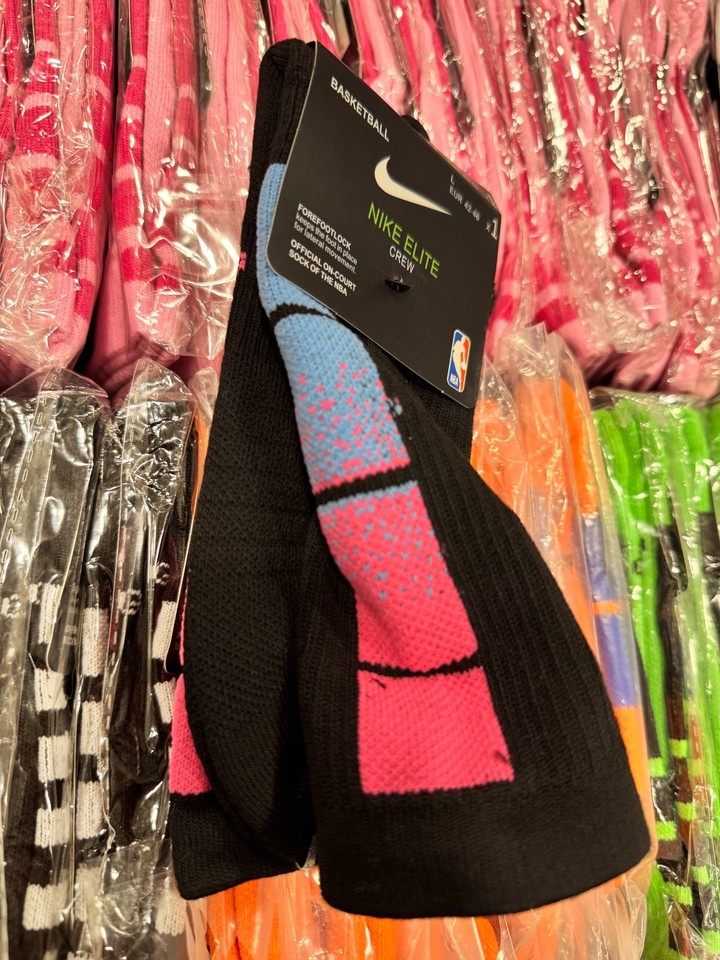 New Nike NBA Elite Basketball Crew Socks Blu Pink FADE Adult Size Large ...