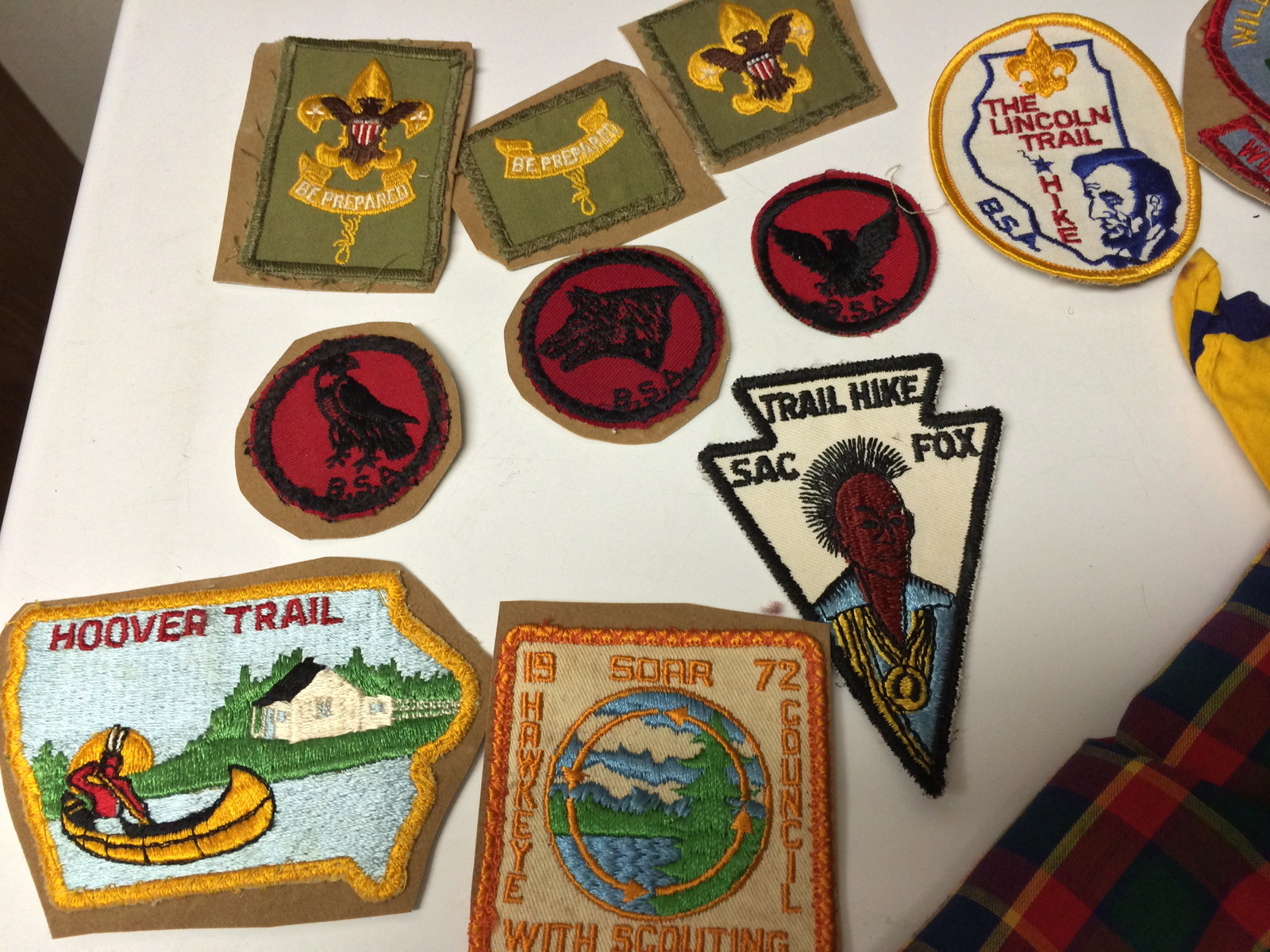 BOYS SCOUTING PATCHES , HAT, AND SCARFS LOT | eBay