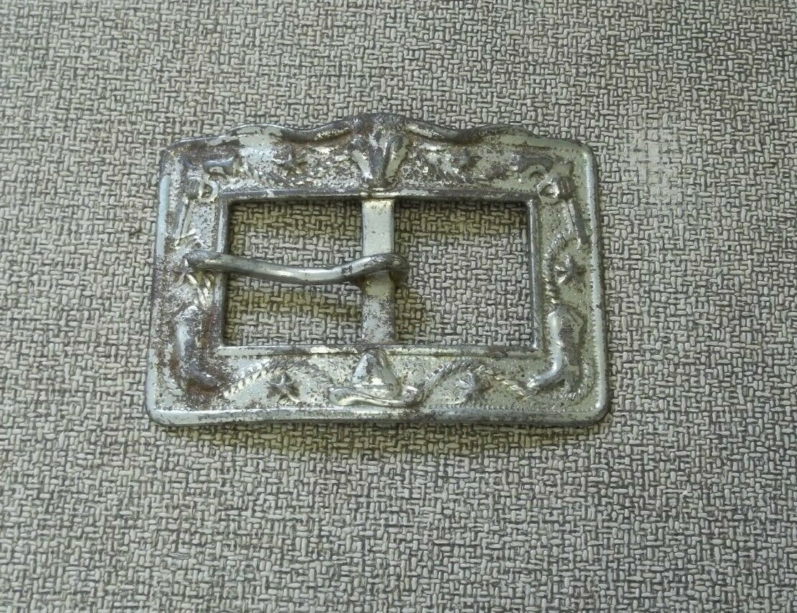 Belt Buckles Toy cap gun buckles Vintage accessories As Is 3 total ...