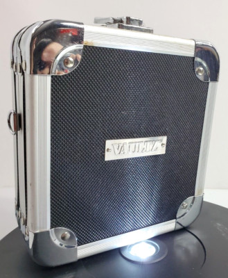 Vaultz Small Locking Hard Shell Lock Box Case Without keys 6.5"x6.5"x2 ...