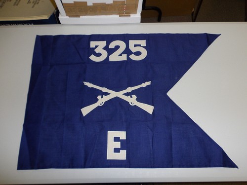 flag937 WW2 US Army Airborne Guide on 325 Parachute Infantry Regiment E ...