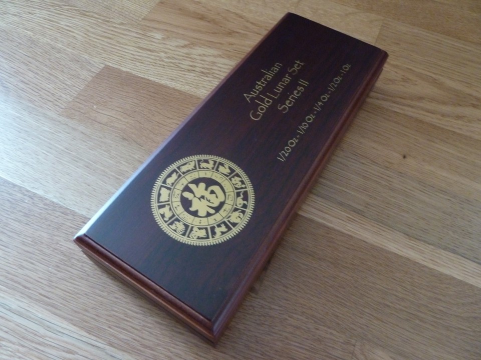 Lunar Series 2 Wooden Type-Set Coin Box for 1/20 oz - 1 oz Gold Coins ...
