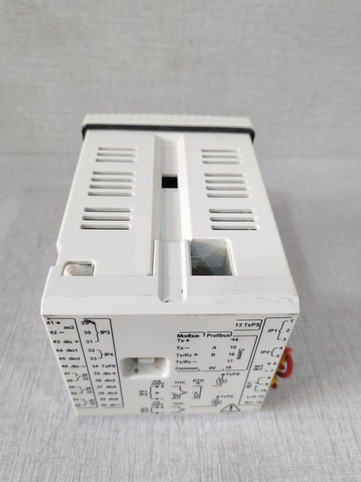 ABB CM30 CONTROLMASTER UNIVERSAL PROCESS CONTROLLER CM30/000S0E0/STD-W ...