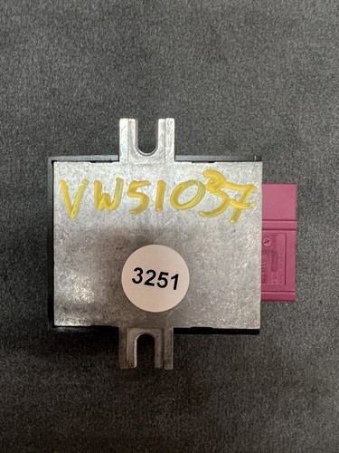 BMW 1 3 Series X5 X6 Z4 X1 E84 Fuel Pump Control Unit 16147276046 ...