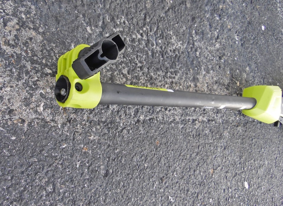 40V Ryobi RY40PH01 Power Head, Attachment Capable for Trimmer & more ...