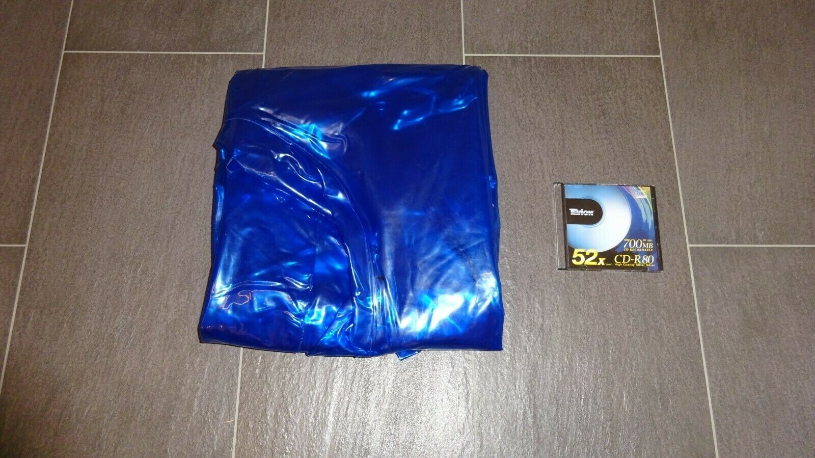 Huge Inflatable Blue Transp Swim Ring 5 feet+ (1.5m+) Pooltoy big ...