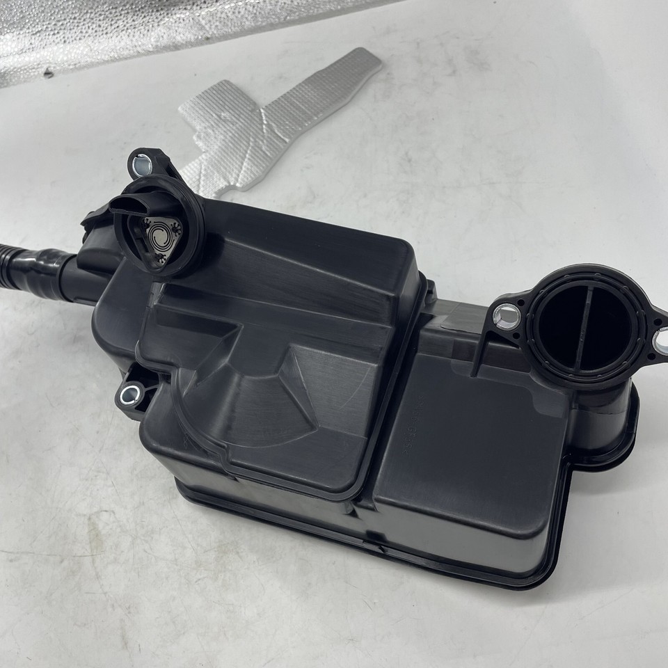 Motorcraft DC3Z6A785C Oil/Air Separator for 11-16 Ford PowerStroke 6.7L ...