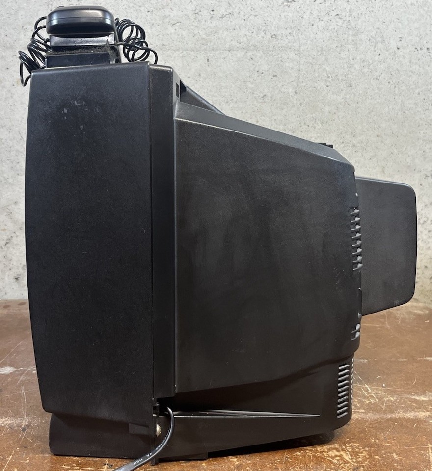 JVC C-13010 Vintage 13-Inch CRT Television Retro Gaming TV with Remote ...