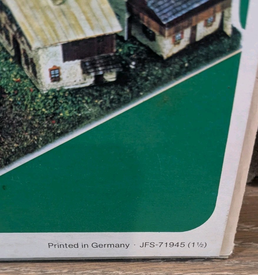 Vintage SCHREIBER-BOGEN PAPER MODEL KIT #JFS-71945: 3 Farmhouses, 2 ...