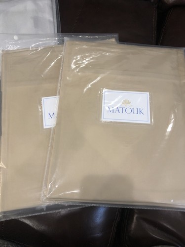 $390 Matouk Italy NWT 2pc Standard Shams 600TC Nocturne Sateen Dark ...