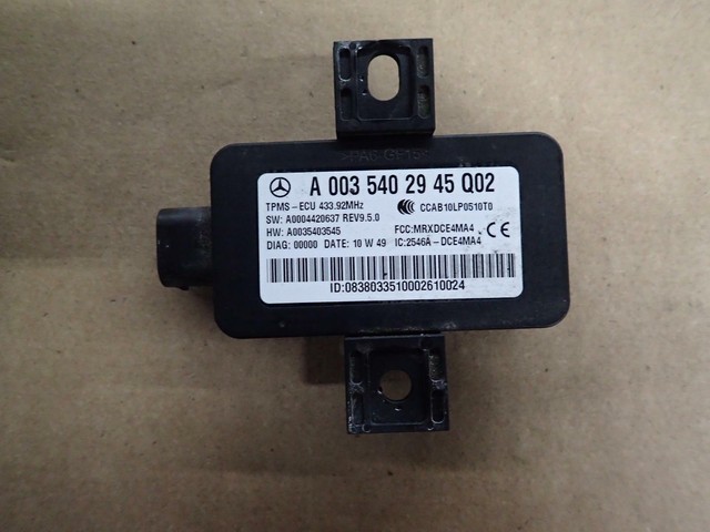 10 11 12 MERCEDES GL350 Suspension Tire Pressure Module ID# 0035402945 ...