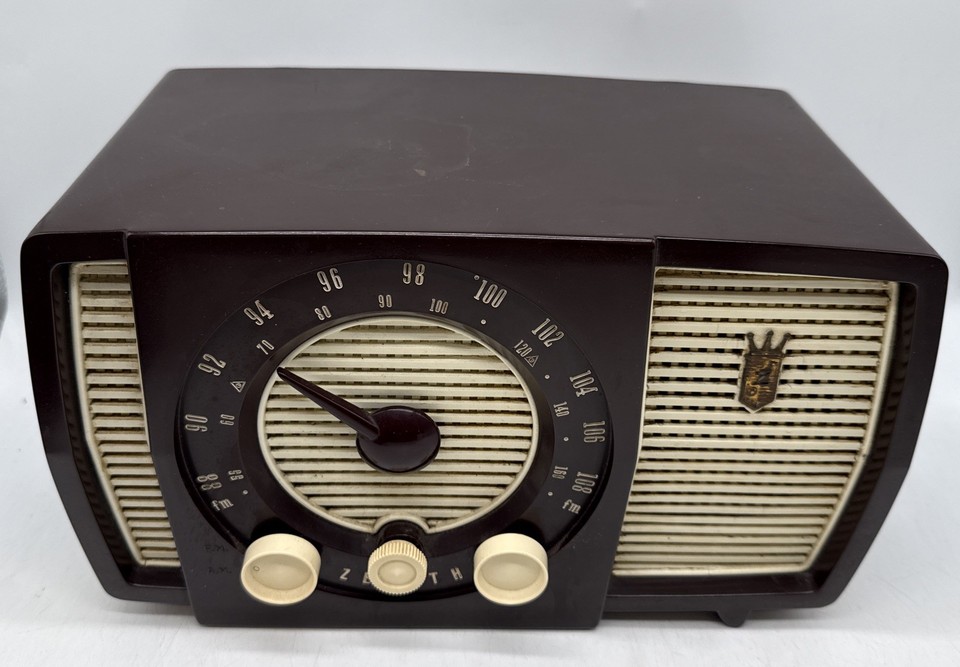 Vtg 1950 Zenith Tube Radio Y723 Bakelite AM/FM MCM Savanna Brown White ...