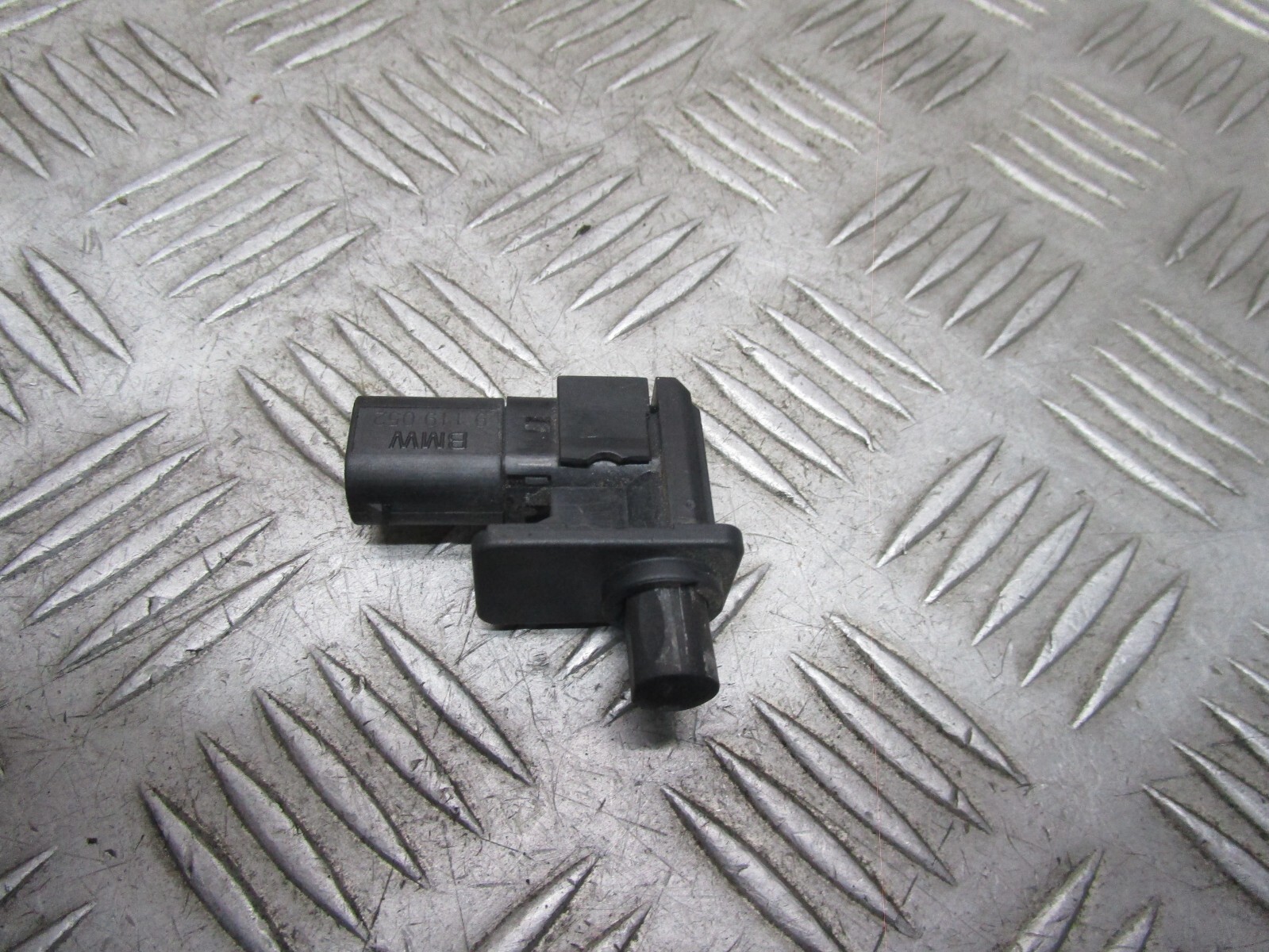 2008 MINI COOPER 3DR BONNET ALARM SWITCH MICRO SENSOR 9119052 OEM | eBay UK