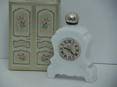 Vintage Avon Bath Oil Leisure Hours Charisma Foaming Oil | eBay