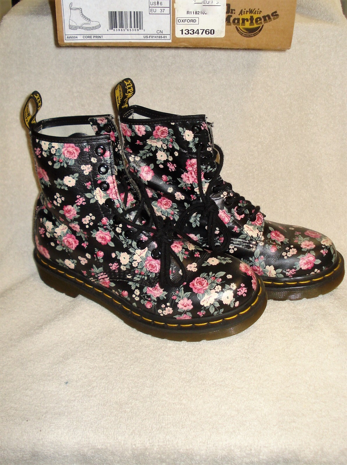Dr Martens DOC Black & Floral Rose CORE PRINT BOOTS S… - Gem