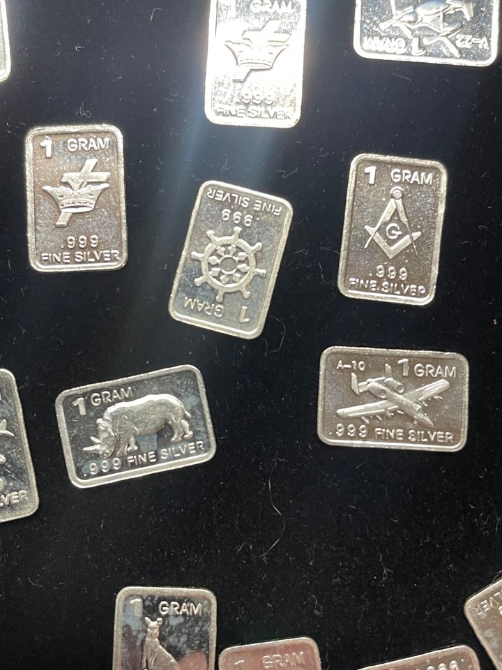 Lot of 5- 1 GRAM .999 FINE SILVER BARS & VILE GOLD FLAKE AND SILVER ...