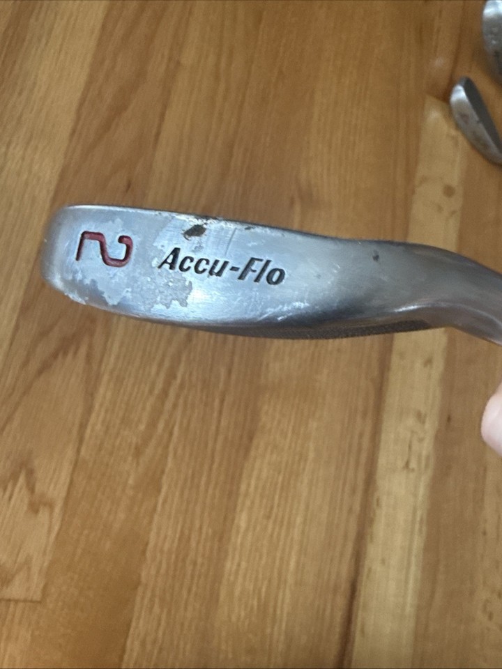 Titleist Accu-Flo Iron Set 2-9 Right Handed Original Grips / Shafts ...