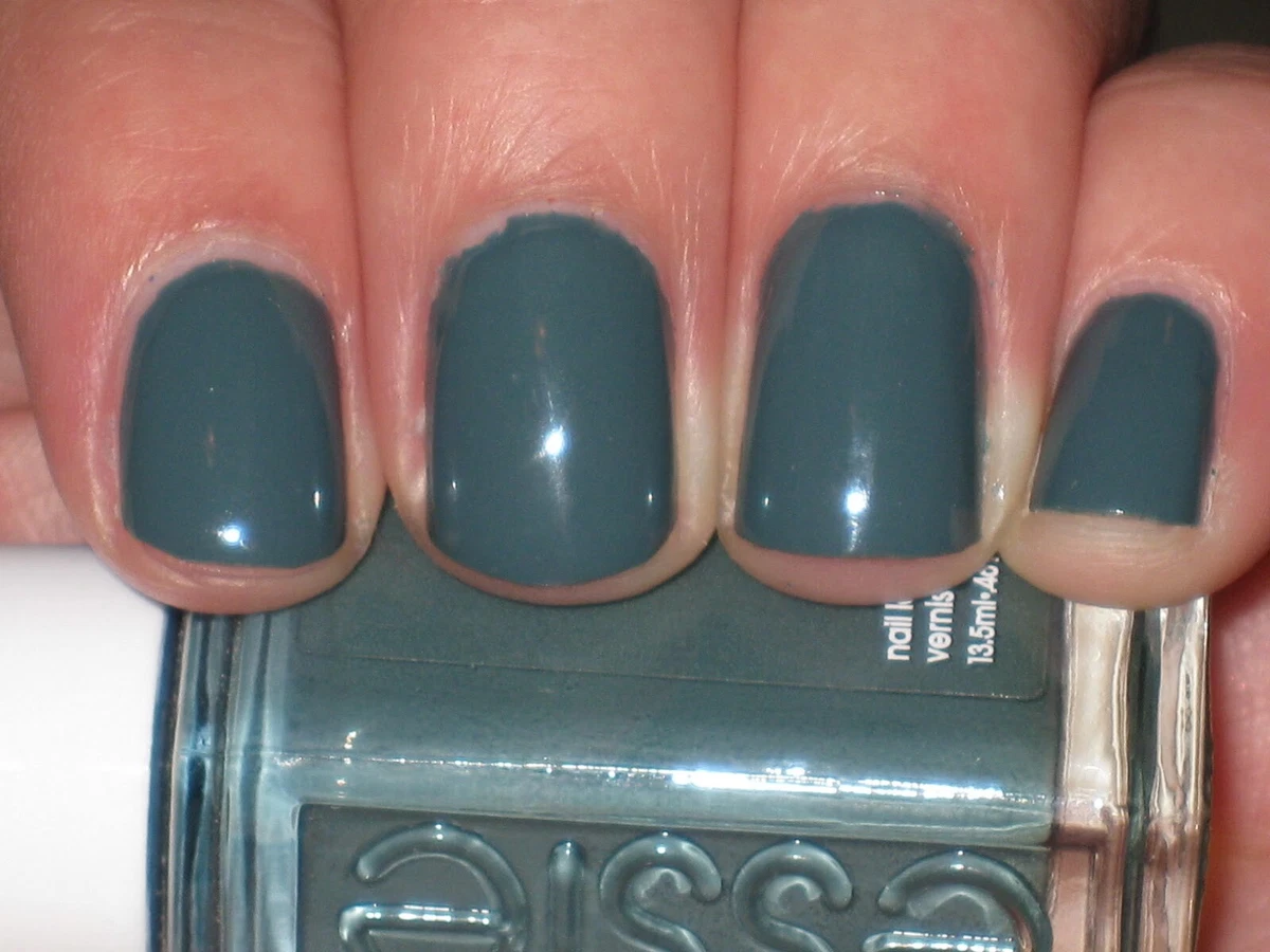 Essie School Of Hard Rocks Vs Vested Interest