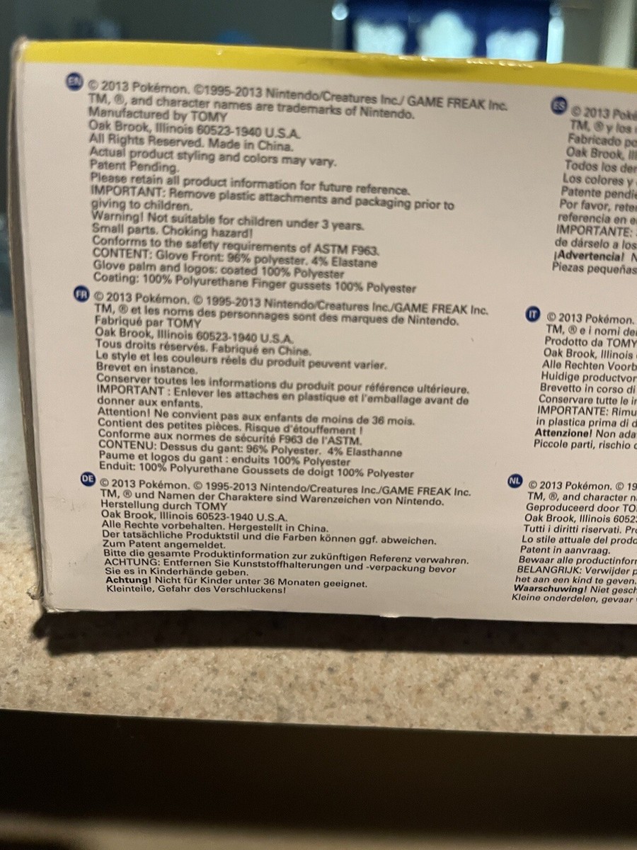 Pokemon Pokedex Trainer Kit