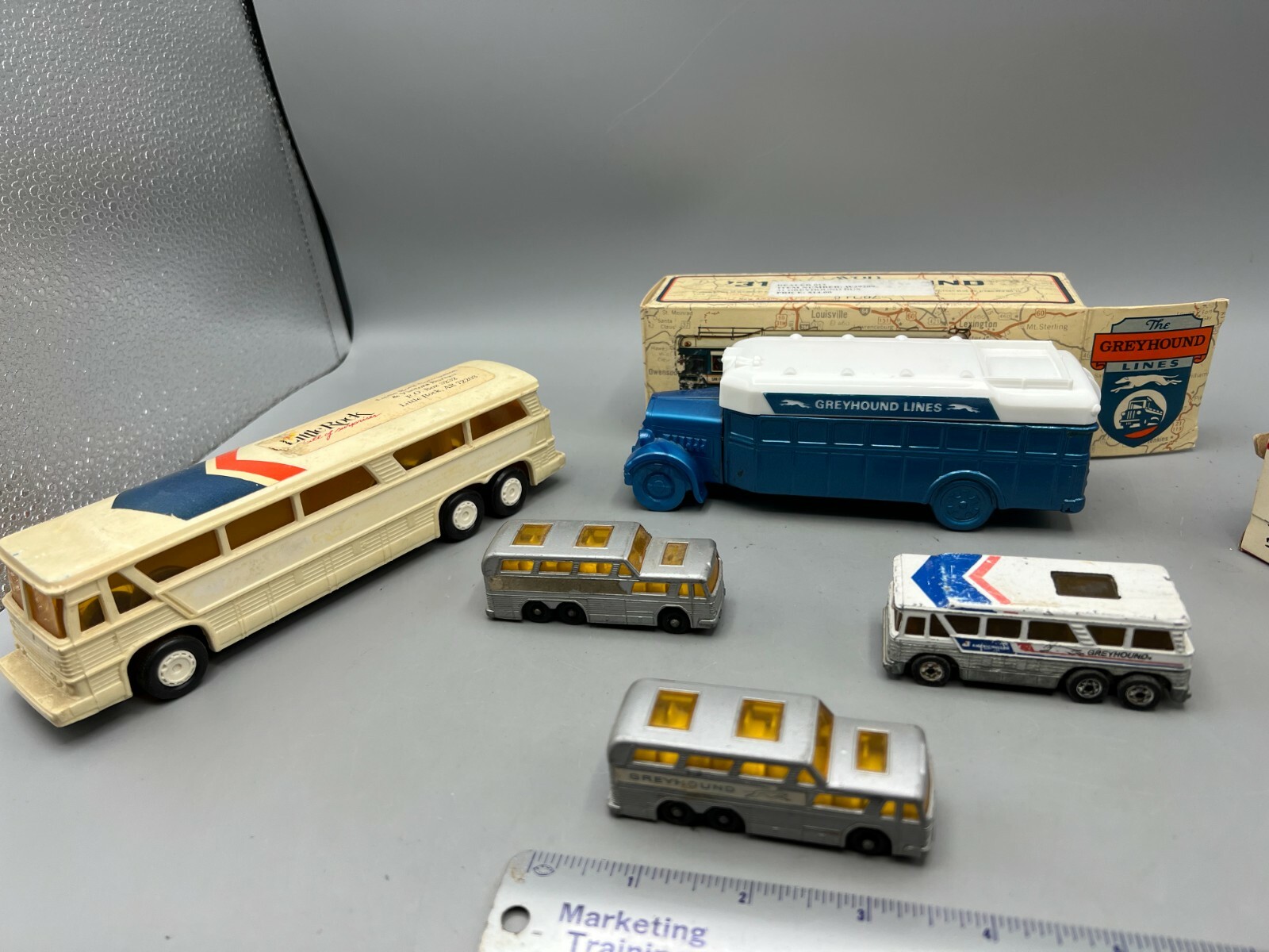 Lot of 6 Toy Buses Greyhound Lesney Hotwheels Animal Crackers Avon ...