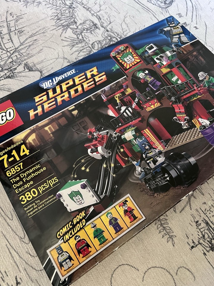 LEGO 6857 DC Super Heroes The Dynamic Duo Funhouse Escape Batman New ...
