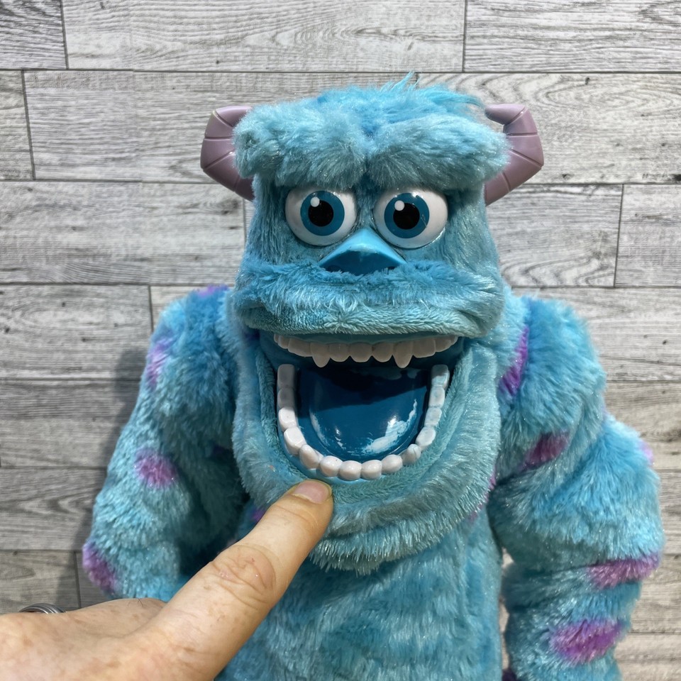 MONSTERS UNIVERSITY INTERACTIVE ULTIMATE SCARE OFF SULLEY 15" TALL ...