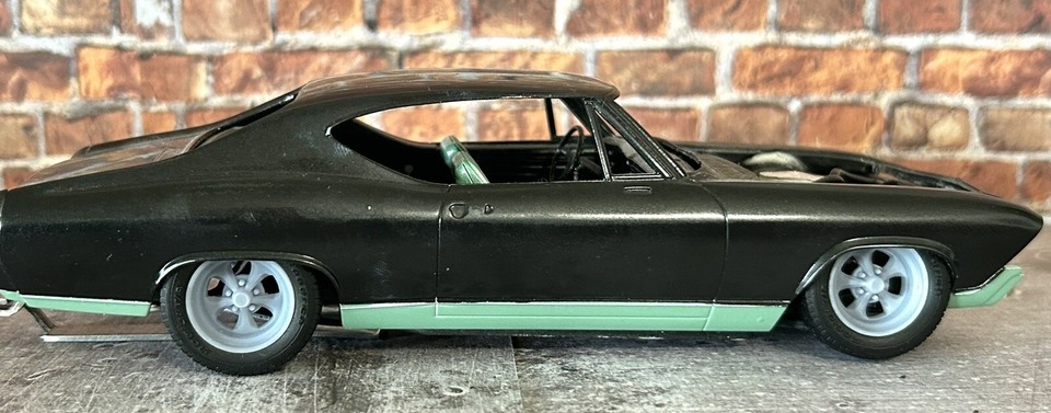 1/24 Scale: 17-inch “Keystone Klassic” Model car wheels/tires. Resin; 1 ...