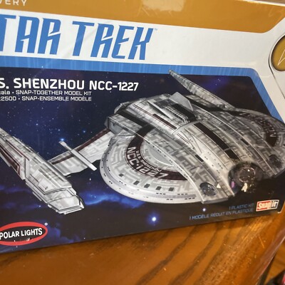 Polar Lights Discovery Star Trek USS Shenzhou NCC-1227 Plastic Snap ...