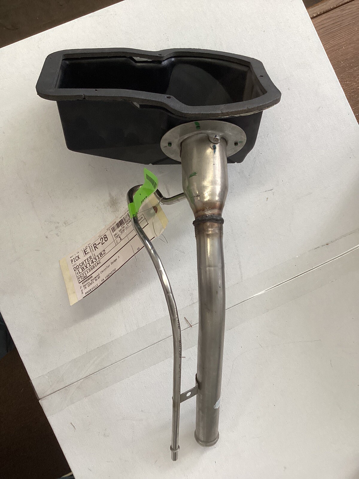 2005 Dodge RAM 1500 Fuel Tank Filler Neck 52113581AC With Cap for sale ...