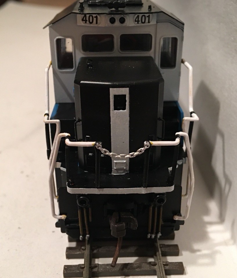 HO Atlas Custom Boston & Maine NRE Genset Diesel Locomotive B&M #401 | eBay