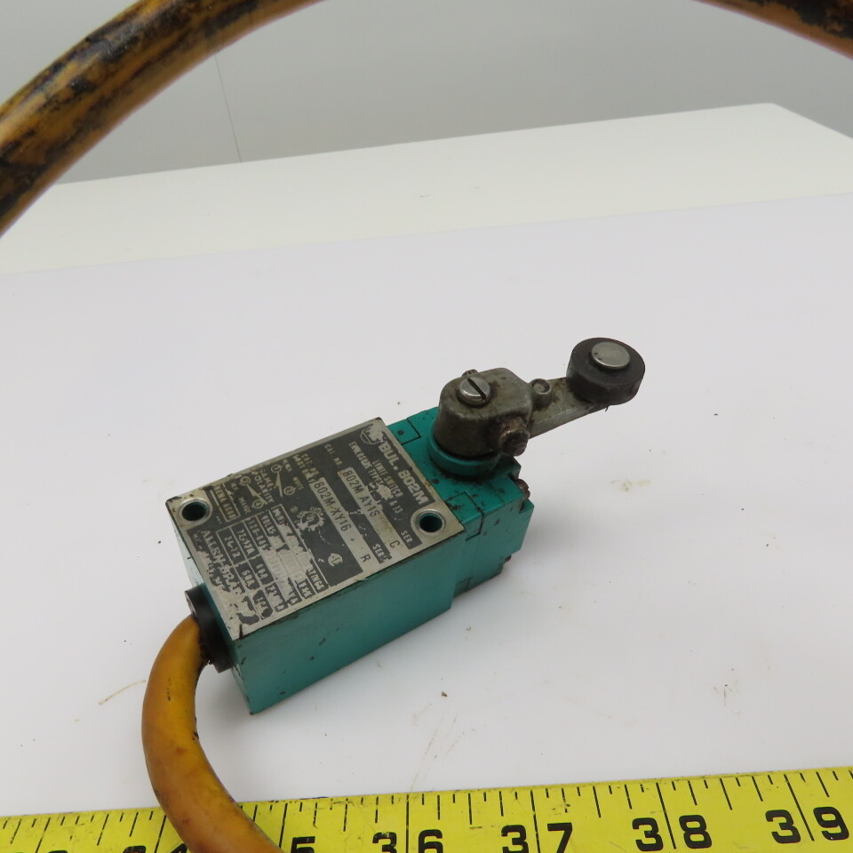 Allen Bradley 802M-AY16 600V Rocker Roller Arm Limit Switch | eBay